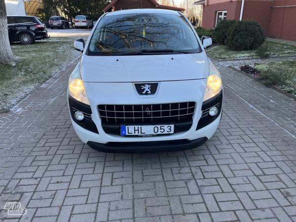 Balts Peugeot 3008 2011 Šauļi, ar dzinēja tilpumu 1.60 L un nobraukumu 216 tūkst. km par 3000 €, foto 3 vietnē AUTOMOTO.COM.LV