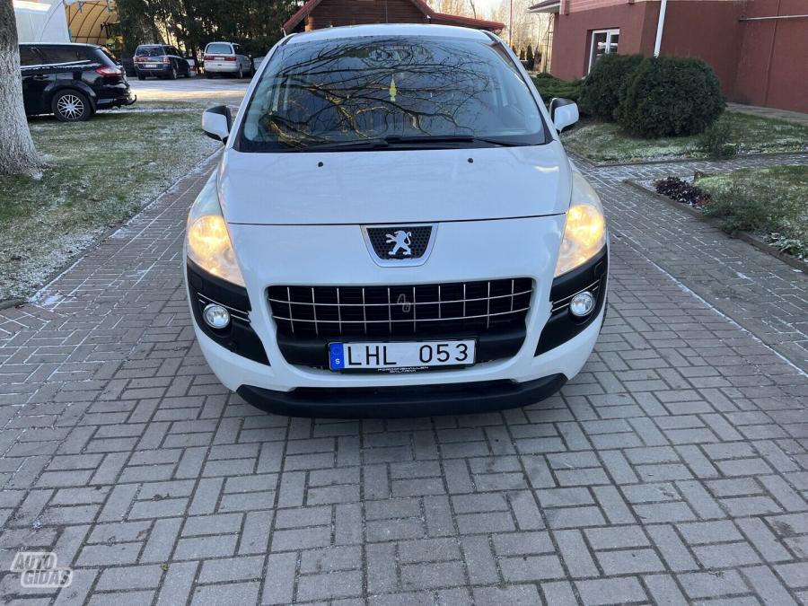 White Peugeot 3008 2011 in Siauliai, with an engine capacity of 1.60 L and mileage of 216 thousand km for 3000 €, photo 3 on AUTOMOTO.COM.LV