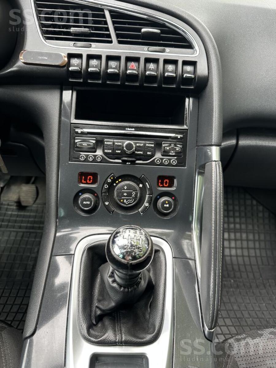 Balts Peugeot 3008 2011 Cēsis, ar dzinēja tilpumu 2.00 L un nobraukumu 0 tūkst. km par 3700 €, foto 13 vietnē AUTOMOTO.COM.LV