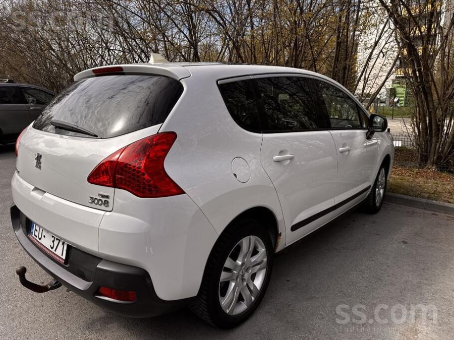 Balts Peugeot 3008 2011 Rīga, ar dzinēja tilpumu 1.60 L un nobraukumu 315 tūkst. km par 3500 €, foto 1 vietnē AUTOMOTO.COM.LV