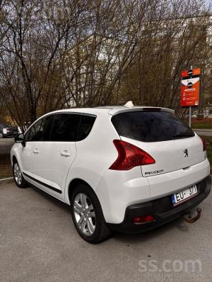 Balts Peugeot 3008 2011 Rīga, ar dzinēja tilpumu 1.60 L un nobraukumu 315 tūkst. km par 3500 €, foto 3 vietnē AUTOMOTO.COM.LV