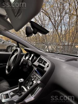 Balts Peugeot 3008 2011 Rīga, ar dzinēja tilpumu 1.60 L un nobraukumu 315 tūkst. km par 3500 €, foto 5 vietnē AUTOMOTO.COM.LV