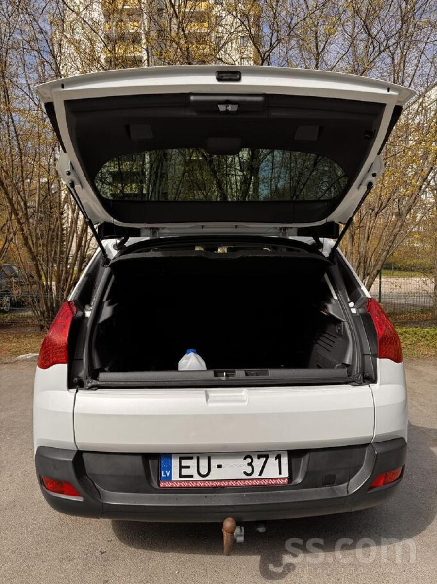 Balts Peugeot 3008 2011 Rīga, ar dzinēja tilpumu 1.60 L un nobraukumu 315 tūkst. km par 3500 €, foto 8 vietnē AUTOMOTO.COM.LV