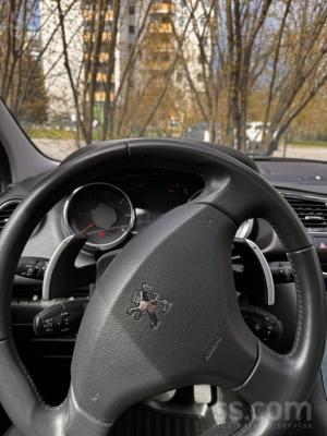 Balts Peugeot 3008 2011 Rīga, ar dzinēja tilpumu 1.60 L un nobraukumu 315 tūkst. km par 3500 €, foto 13 vietnē AUTOMOTO.COM.LV