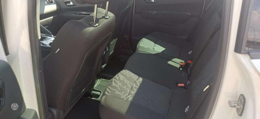Balts Peugeot 3008 2011 Kauņa, ar dzinēja tilpumu 1.56 L un nobraukumu 247 tūkst. km par 3850 €, foto 12 vietnē AUTOMOTO.COM.LV