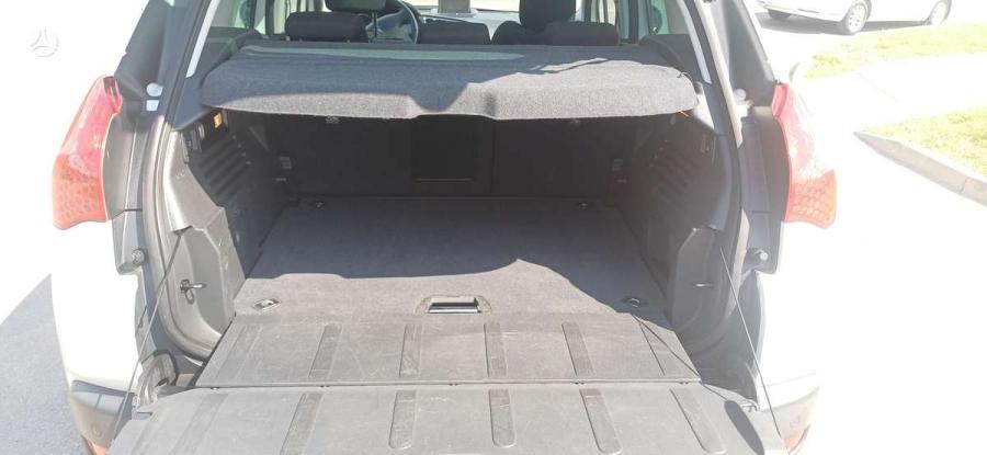Balts Peugeot 3008 2011 Kauņa, ar dzinēja tilpumu 1.56 L un nobraukumu 247 tūkst. km par 3850 €, foto 14 vietnē AUTOMOTO.COM.LV