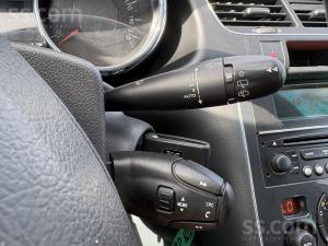 Balts Peugeot 3008 2011 Daugavpils, ar dzinēja tilpumu 1.60 L un nobraukumu 380 tūkst. km par 2450 €, foto 14 vietnē AUTOMOTO.COM.LV