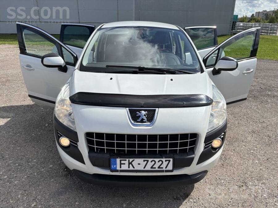 Balts Peugeot 3008 2011 Daugavpils, ar dzinēja tilpumu 1.60 L un nobraukumu 380 tūkst. km par 2450 €, foto 28 vietnē AUTOMOTO.COM.LV