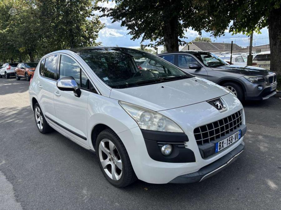 White Peugeot 3008 2011 in Taurage, with an engine capacity of 1.56 L and mileage of 230 thousand km for 2700 €, photo 3 on AUTOMOTO.COM.LV