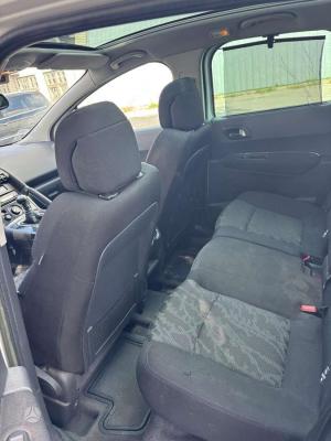 White Peugeot 3008 2011 in Taurage, with an engine capacity of 1.56 L and mileage of 230 thousand km for 2700 €, photo 8 on AUTOMOTO.COM.LV
