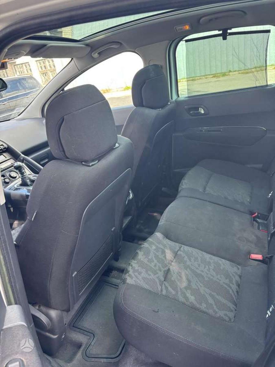 White Peugeot 3008 2011 in Taurage, with an engine capacity of 1.56 L and mileage of 230 thousand km for 2700 €, photo 8 on AUTOMOTO.COM.LV