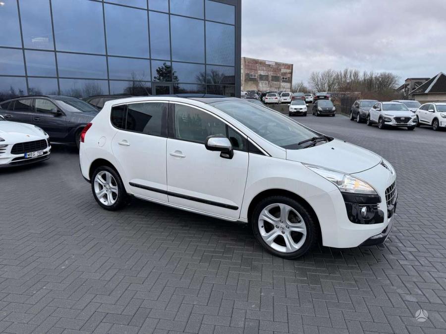 White Peugeot 3008 2012 in Telschi, with an engine capacity of 1.56 L and mileage of 223 thousand km for 4200 €, photo 9 on AUTOMOTO.COM.LV