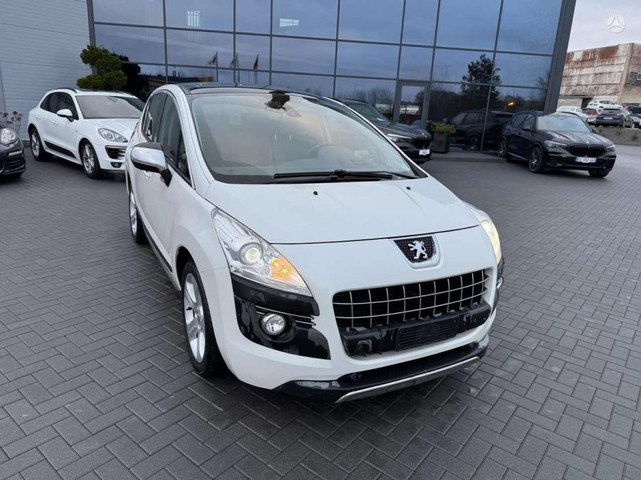 White Peugeot 3008 2012 in Telschi, with an engine capacity of 1.56 L and mileage of 223 thousand km for 4200 €, photo 10 on AUTOMOTO.COM.LV