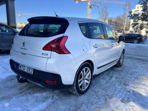 White Peugeot 3008 2012 in Vilnius, with an engine capacity of 2.00 L and mileage of 340 thousand km for 4650 €, photo 5 on AUTOMOTO.COM.LV