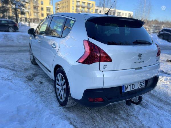 White Peugeot 3008 2012 in Vilnius, with an engine capacity of 2.00 L and mileage of 340 thousand km for 4650 €, photo 7 on AUTOMOTO.COM.LV