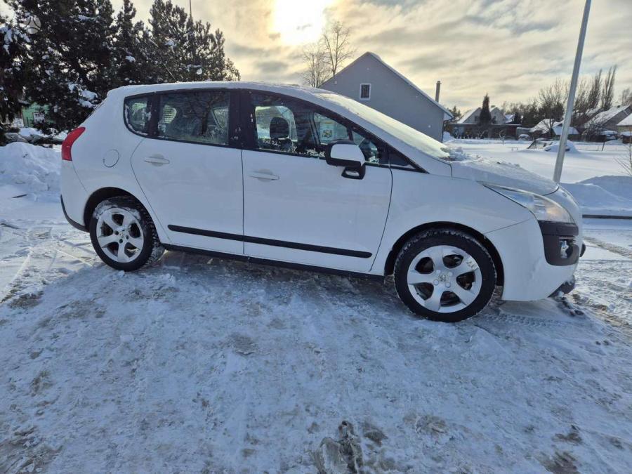 Balts Peugeot 3008 2012 Pasvalys, ar dzinēja tilpumu 1.60 L un nobraukumu 197 tūkst. km par 2400 €, foto 3 vietnē AUTOMOTO.COM.LV