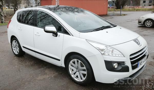White Peugeot 3008 2013 in Riga, with an engine capacity of 2.00 L and mileage of 241 thousand km for 5100 €, photo 2 on AUTOMOTO.COM.LV