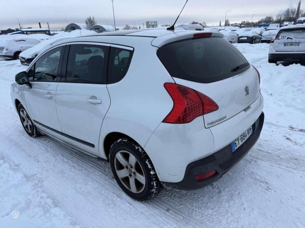 White Peugeot 3008 2013 in Taurage, with an engine capacity of 1.56 L and mileage of 290 thousand km for 3999 €, photo 7 on AUTOMOTO.COM.LV