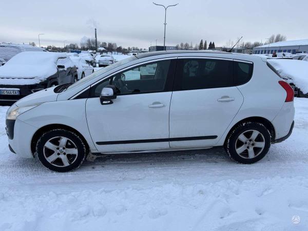 White Peugeot 3008 2013 in Taurage, with an engine capacity of 1.56 L and mileage of 290 thousand km for 3999 €, photo 8 on AUTOMOTO.COM.LV