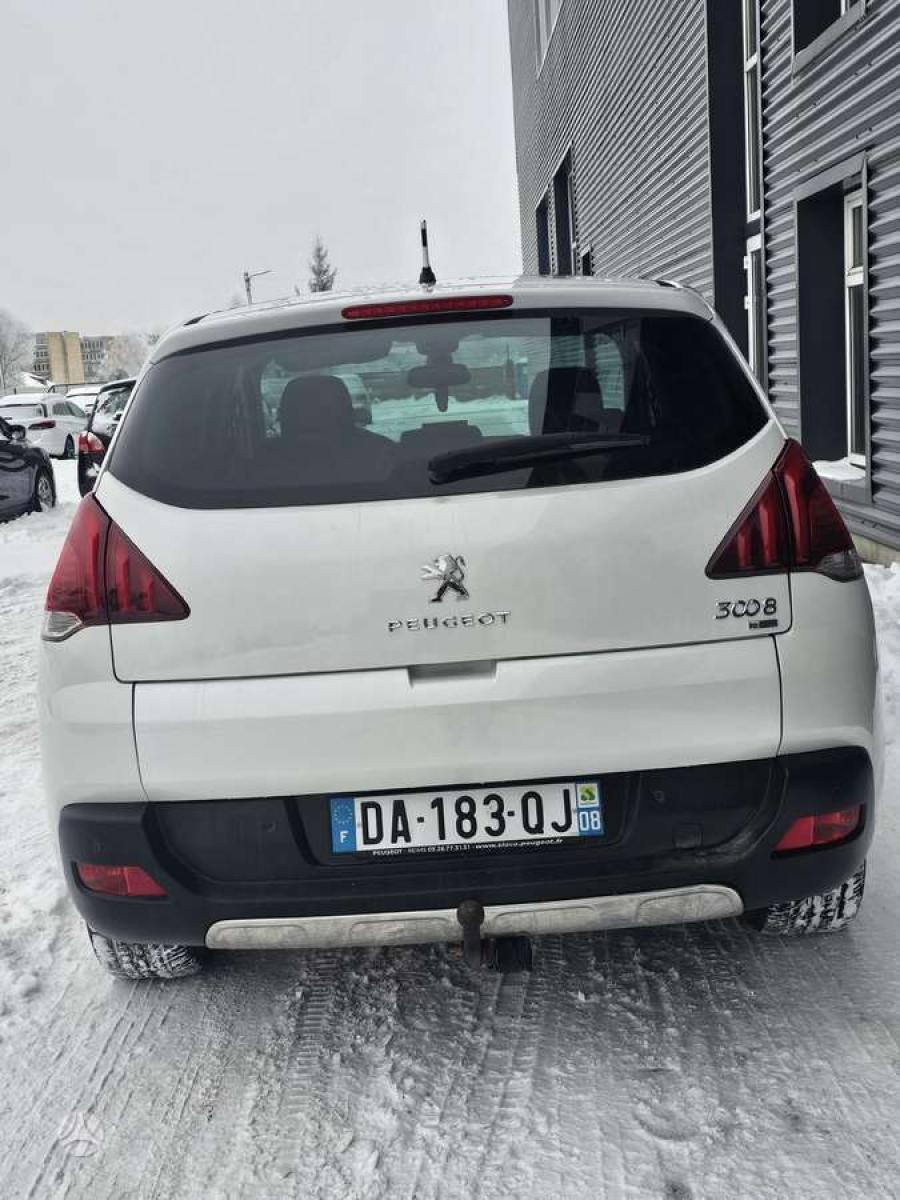 Balts Peugeot 3008 2013 Tauragė, ar dzinēja tilpumu 1.56 L un nobraukumu 214 tūkst. km par 4800 €, foto 6 vietnē AUTOMOTO.COM.LV