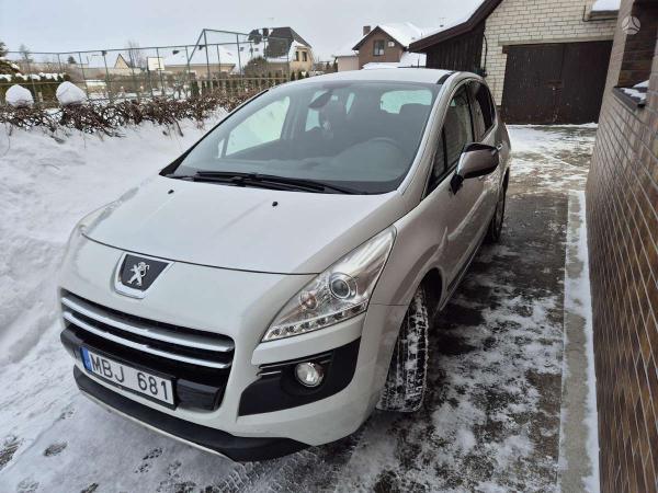 White Peugeot 3008 2013 in Kaunas, with an engine capacity of 2.00 L and mileage of 282 thousand km for 4250 €, photo 1 on AUTOMOTO.COM.LV
