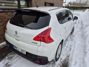 Balts Peugeot 3008 2013 Kauņa, ar dzinēja tilpumu 2.00 L un nobraukumu 282 tūkst. km par 4250 €, foto 5 vietnē AUTOMOTO.COM.LV