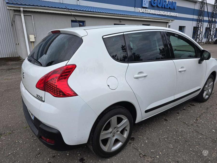 Balts Peugeot 3008 2013 Radviliškis, ar dzinēja tilpumu 2.00 L un nobraukumu 266 tūkst. km par 4150 €, foto 7 vietnē AUTOMOTO.COM.LV