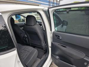 Balts Peugeot 3008 2013 Radviliškis, ar dzinēja tilpumu 2.00 L un nobraukumu 266 tūkst. km par 4150 €, foto 13 vietnē AUTOMOTO.COM.LV