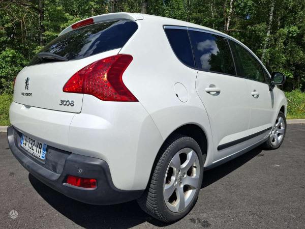 White Peugeot 3008 2013 in Kaunas, with an engine capacity of 1.56 L and mileage of 267 thousand km for 3700 €, photo 3 on AUTOMOTO.COM.LV