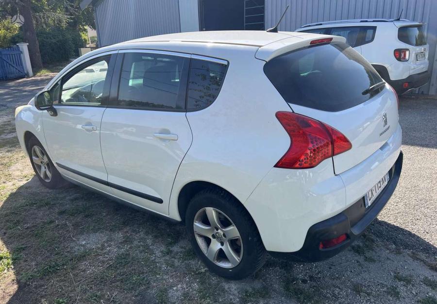 Balts Peugeot 3008 2013 Tauragė, ar dzinēja tilpumu 1.56 L un nobraukumu 249 tūkst. km par 3800 €, foto 12 vietnē AUTOMOTO.COM.LV