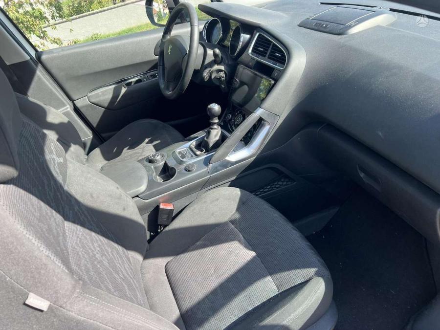 Balts Peugeot 3008 2013 Tauragė, ar dzinēja tilpumu 1.56 L un nobraukumu 249 tūkst. km par 3800 €, foto 13 vietnē AUTOMOTO.COM.LV