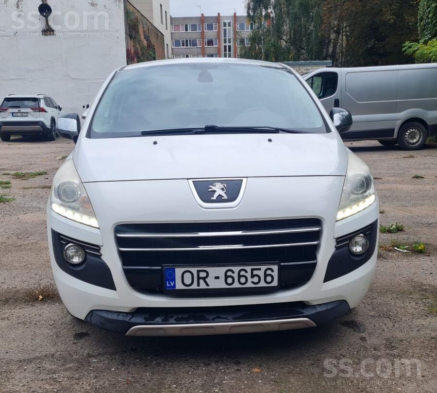 White Peugeot 3008 2013 in Jelgava, with an engine capacity of 2.00 L and mileage of 0 thousand km for 4890 €, photo 1 on AUTOMOTO.COM.LV
