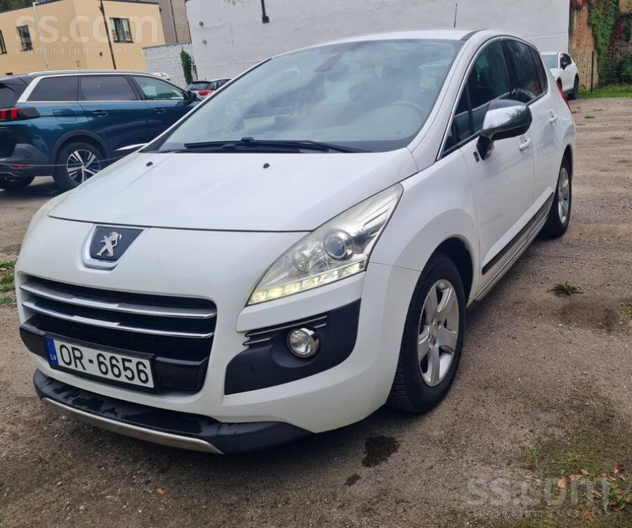 White Peugeot 3008 2013 in Jelgava, with an engine capacity of 2.00 L and mileage of 0 thousand km for 4890 €, photo 5 on AUTOMOTO.COM.LV