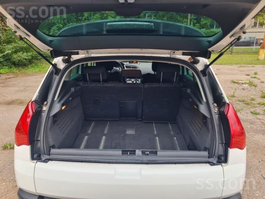 White Peugeot 3008 2013 in Jelgava, with an engine capacity of 2.00 L and mileage of 0 thousand km for 4890 €, photo 11 on AUTOMOTO.COM.LV