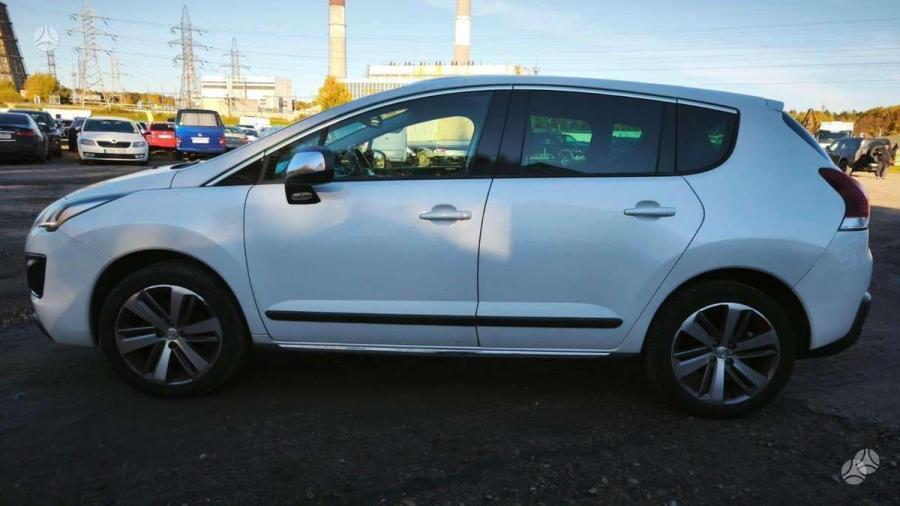 White Peugeot 3008 2014 in Kaunas, with an engine capacity of 1.56 L and mileage of 169 thousand km for 6650 €, photo 5 on AUTOMOTO.COM.LV