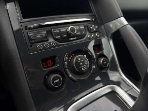 White Peugeot 3008 2014 in Kaunas, with an engine capacity of 1.60 L and mileage of 170 thousand km for 5999 €, photo 17 on AUTOMOTO.COM.LV