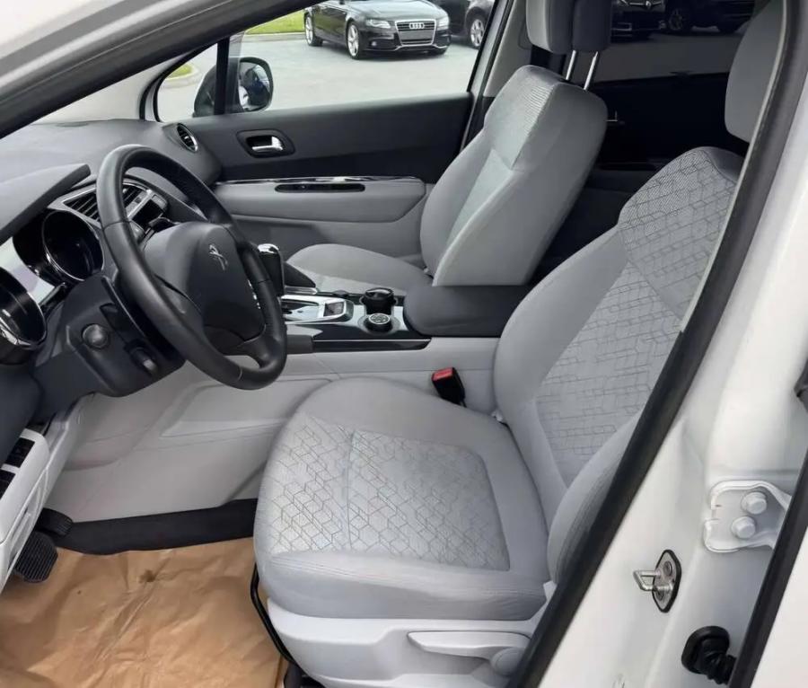 White Peugeot 3008 2014 in Telschi, with an engine capacity of 1.60 L and mileage of 62 thousand km for 6290 €, photo 21 on AUTOMOTO.COM.LV