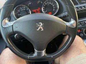Balts Peugeot 3008 2015 Tauragė, ar dzinēja tilpumu 1.60 L un nobraukumu 152 tūkst. km par 5600 €, foto 16 vietnē AUTOMOTO.COM.LV
