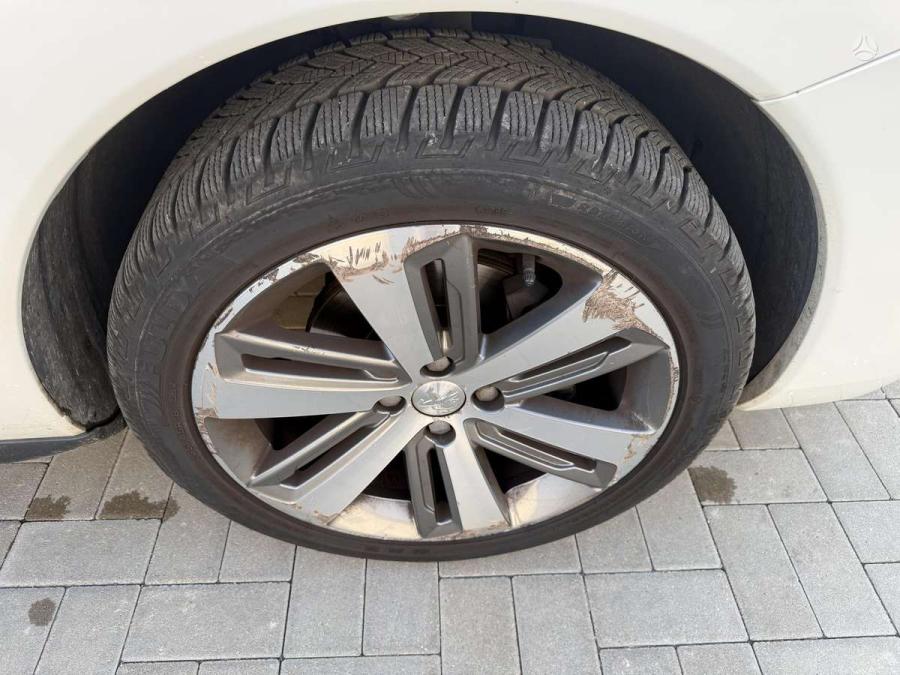 Balts Peugeot 3008 2015 Tauragė, ar dzinēja tilpumu 1.60 L un nobraukumu 152 tūkst. km par 5600 €, foto 36 vietnē AUTOMOTO.COM.LV