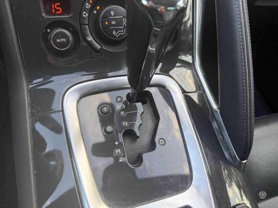 White Peugeot 3008 2015 in Marijampole, with an engine capacity of 1.56 L and mileage of 152 thousand km for 5650 €, photo 15 on AUTOMOTO.COM.LV