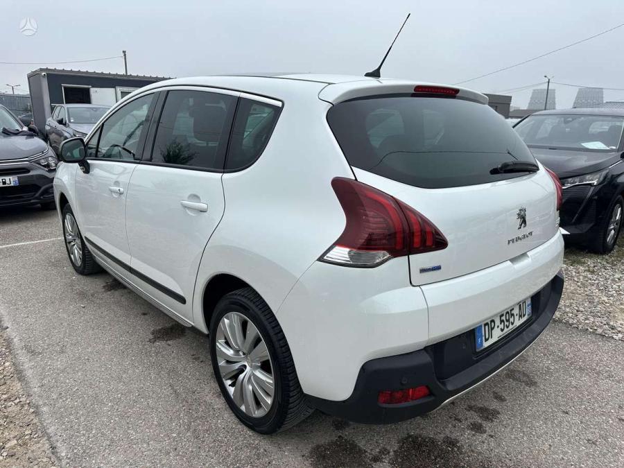 White Peugeot 3008 2015 in Vilnius, with an engine capacity of 1.56 L and mileage of 200 thousand km for 5500 €, photo 5 on AUTOMOTO.COM.LV