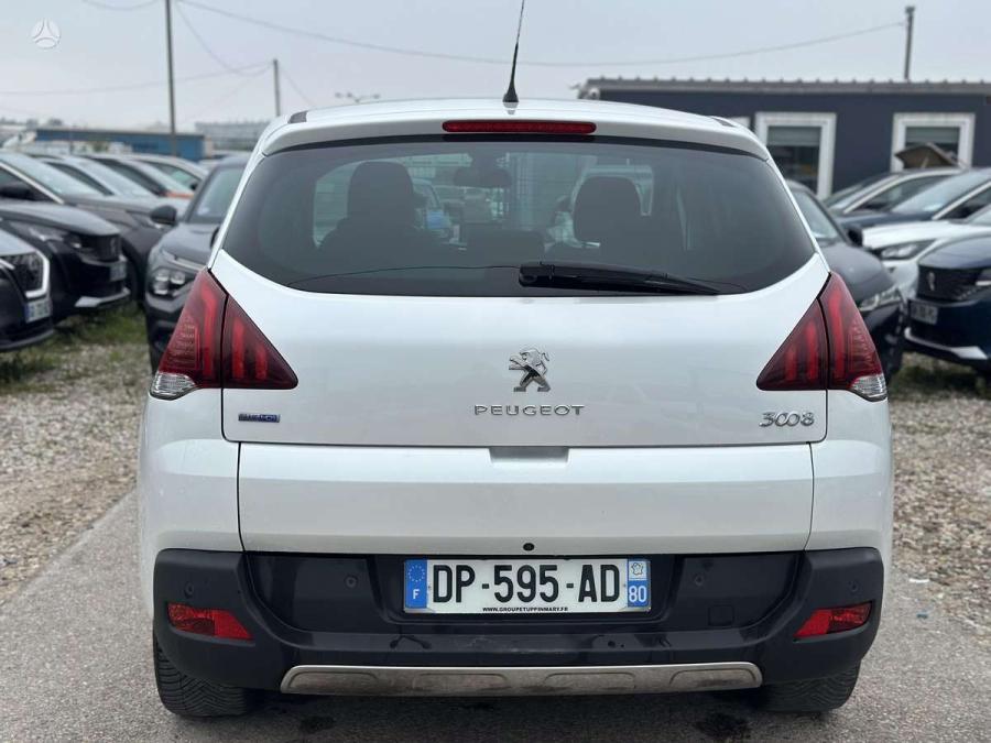 White Peugeot 3008 2015 in Vilnius, with an engine capacity of 1.56 L and mileage of 200 thousand km for 5500 €, photo 6 on AUTOMOTO.COM.LV