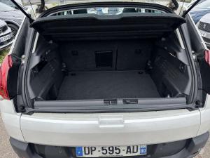 White Peugeot 3008 2015 in Vilnius, with an engine capacity of 1.56 L and mileage of 200 thousand km for 5500 €, photo 8 on AUTOMOTO.COM.LV