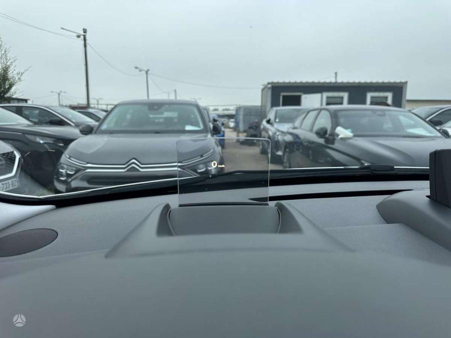 White Peugeot 3008 2015 in Vilnius, with an engine capacity of 1.56 L and mileage of 200 thousand km for 5500 €, photo 14 on AUTOMOTO.COM.LV