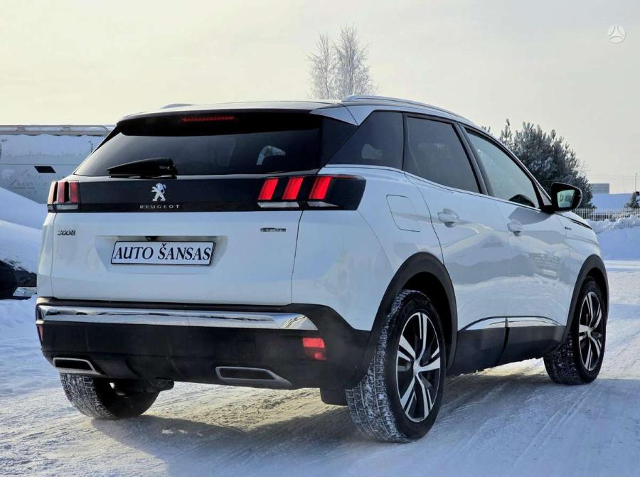 White Peugeot 3008 2016 in Taurage, with an engine capacity of 2.00 L and mileage of 350 thousand km for 8000 €, photo 8 on AUTOMOTO.COM.LV