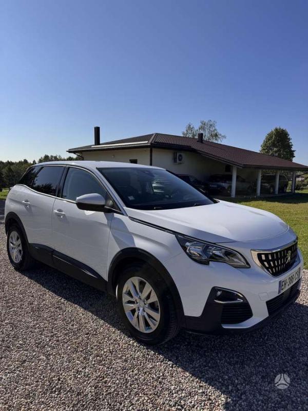 White Peugeot 3008 2016 in Vilnius, with an engine capacity of 1.20 L and mileage of 175 thousand km for 8350 €, photo 10 on AUTOMOTO.COM.LV