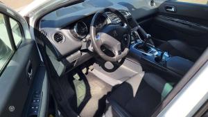 Balts Peugeot 3008 2016 Tauragė, ar dzinēja tilpumu 2.00 L un nobraukumu 217 tūkst. km par 5400 €, foto 12 vietnē AUTOMOTO.COM.LV