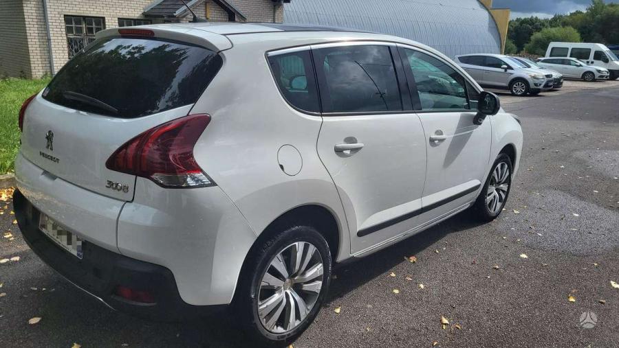 White Peugeot 3008 2016 in Taurage, with an engine capacity of 2.00 L and mileage of 217 thousand km for 5700 €, photo 7 on AUTOMOTO.COM.LV