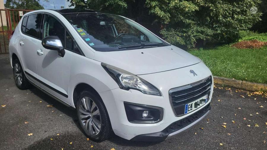 White Peugeot 3008 2016 in Taurage, with an engine capacity of 2.00 L and mileage of 217 thousand km for 5700 €, photo 9 on AUTOMOTO.COM.LV