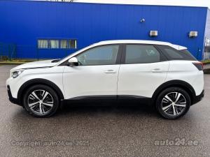 White Peugeot 3008 2017 in Paide, with an engine capacity of 1.20 L and mileage of 223 thousand km for 10990 €, photo 3 on AUTOMOTO.COM.LV